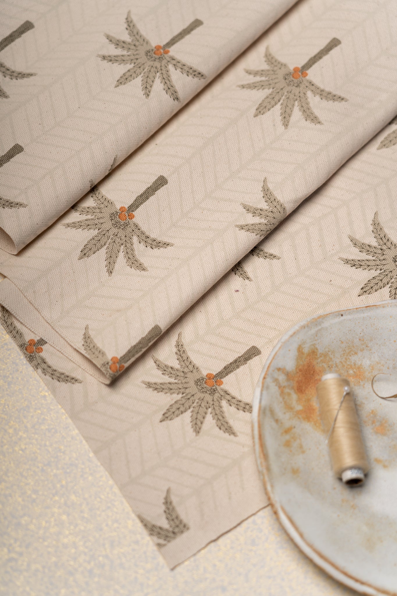 The Calm Palm in Grey Fabric – AmberStitch