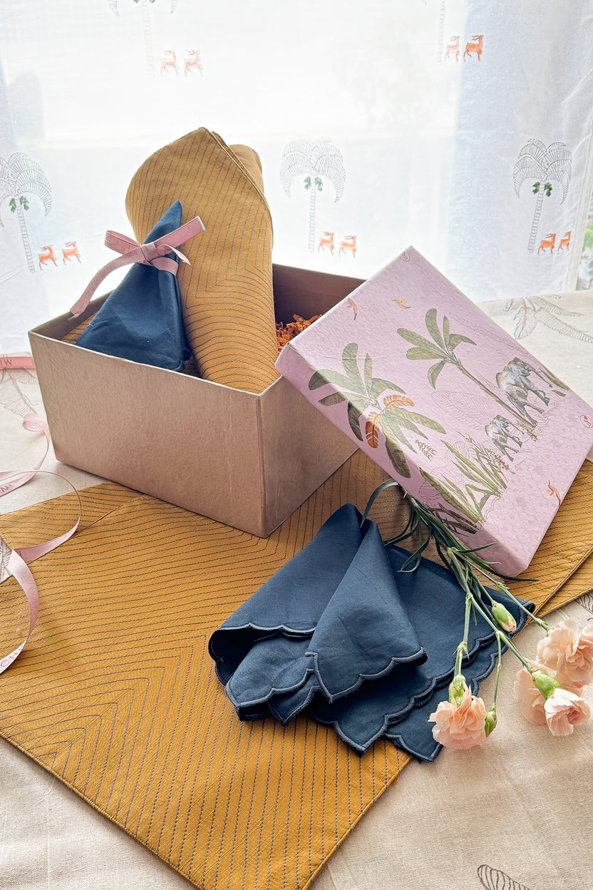 Amber Glow Gift Box – AmberStitch
